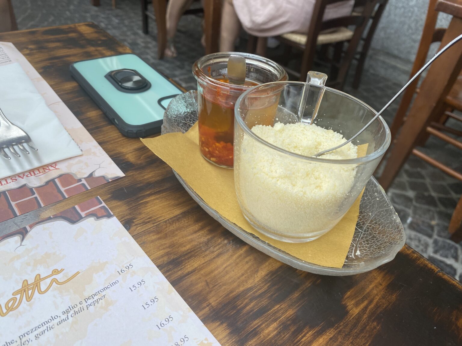 スイスのイタリア語圏ルガーノでオススメイタリアン「Spaghetti Store Lugano」 - 旅時々ワイン