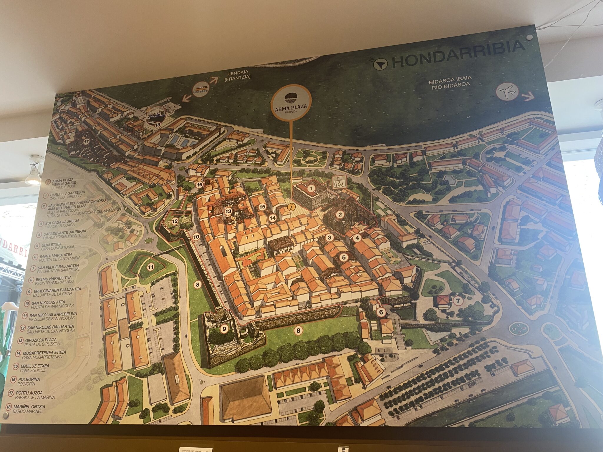 これを読めば完璧！Hondarribia (オンダリビア)最強ガイド - 旅時々ワイン